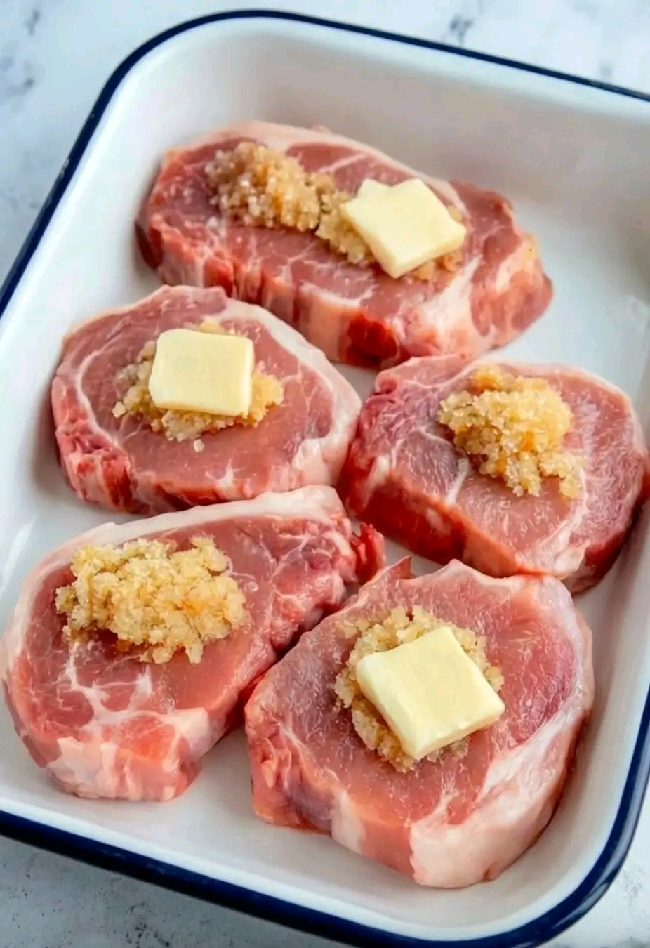 Garlic Butter Baked Pork Chops Recipe: Juicy, Flavorful, and Easy to ...